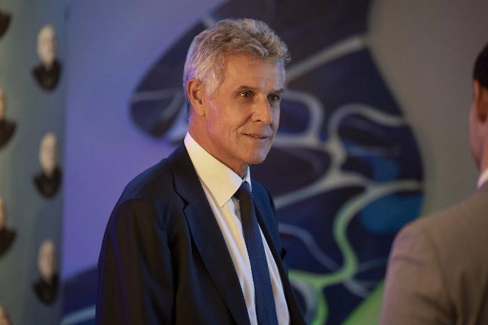 Pierre Deny morto a 69 anni, addio all'attore di Emily in Paris colpito ...